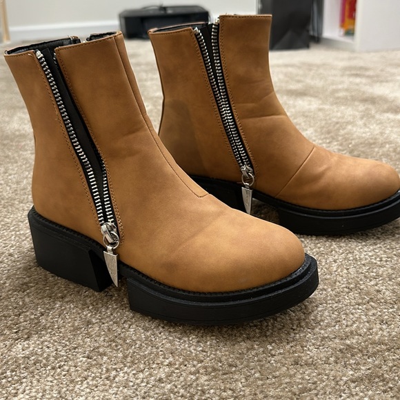 Seven7 | Shoes | Boots | Poshmark